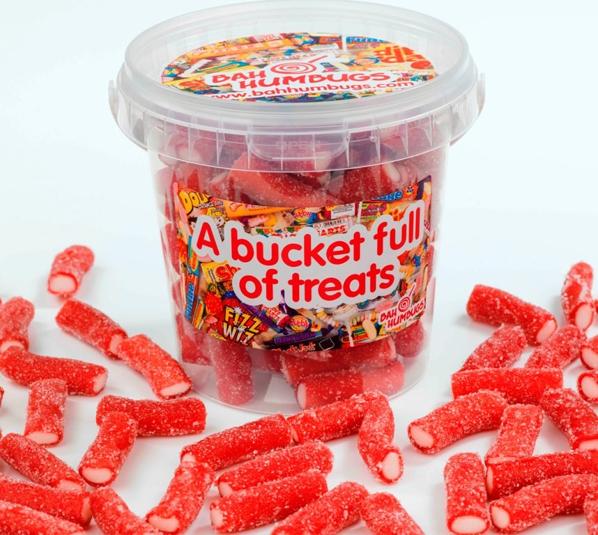 Fizzy Strawberry Cables Sweet Bucket